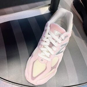 New Balance | Shoes | New Balance 960 Pinkwhite Grade School Size ...
